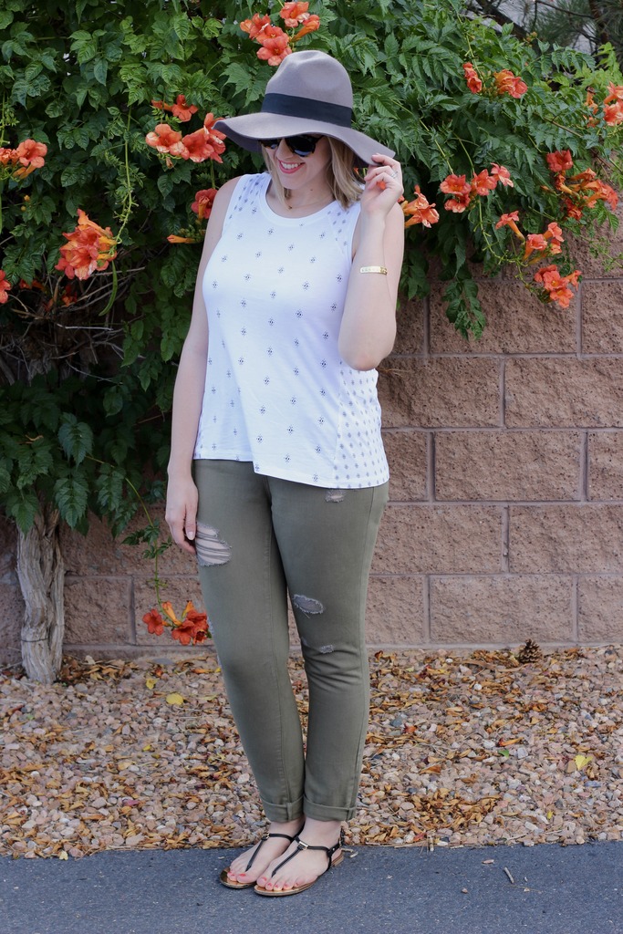 Relaxed Weekend Style - Middle of Somewhere