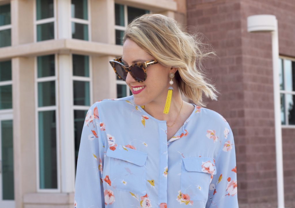 5 Basic Accessories Every Woman Needs - Middle of Somewhere