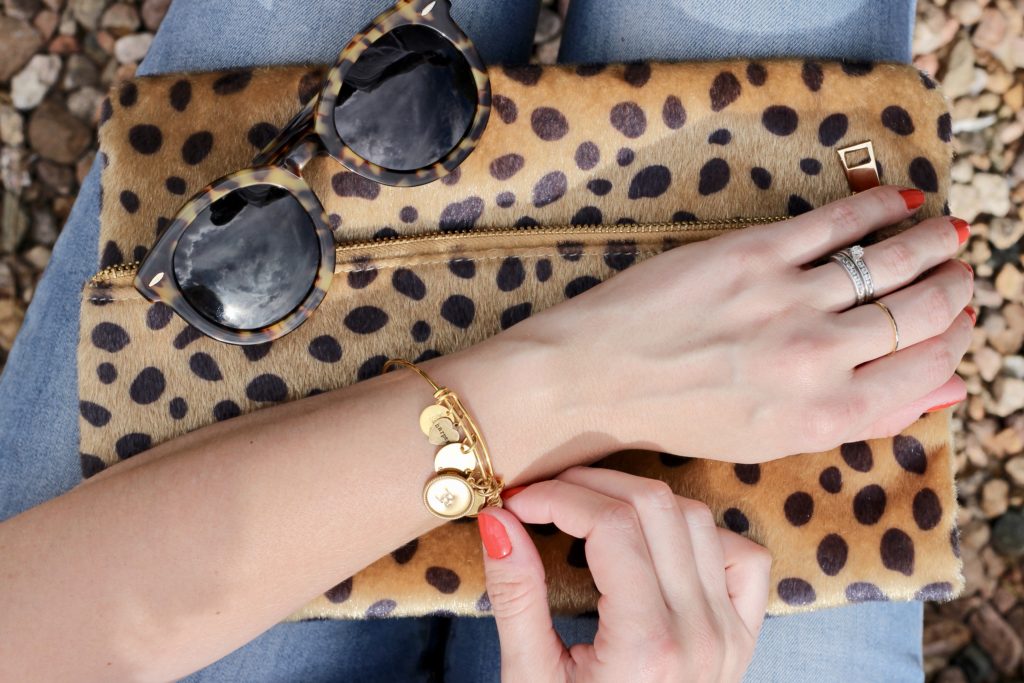 5 Basic Accessories Every Woman Needs - Middle of Somewhere