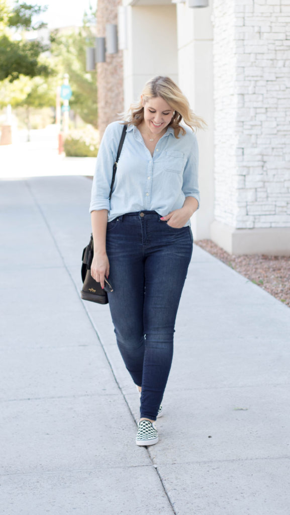 Ultimate Mom Uniform: The Weekly Style Edit - Middle of Somewhere